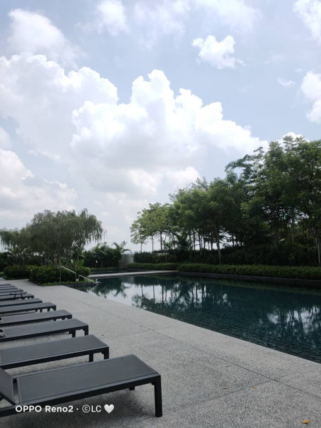 The SqWhere connected to MRT Fully furnished have swimming pool - RoomSOS