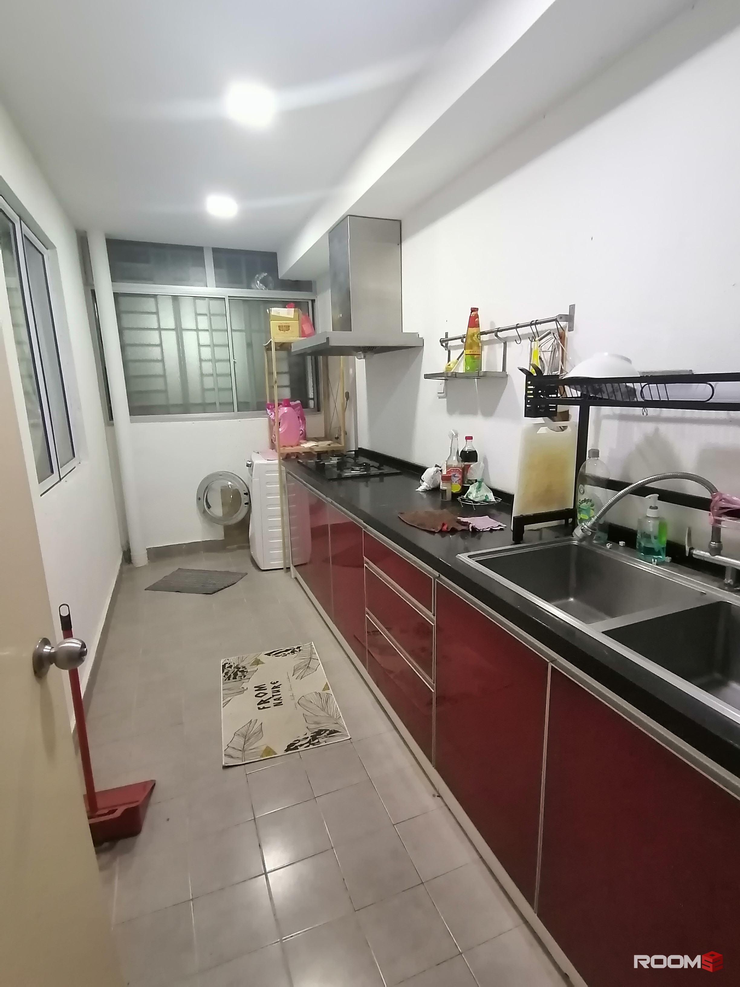 Koi Kinrara Condo Room - RoomSOS