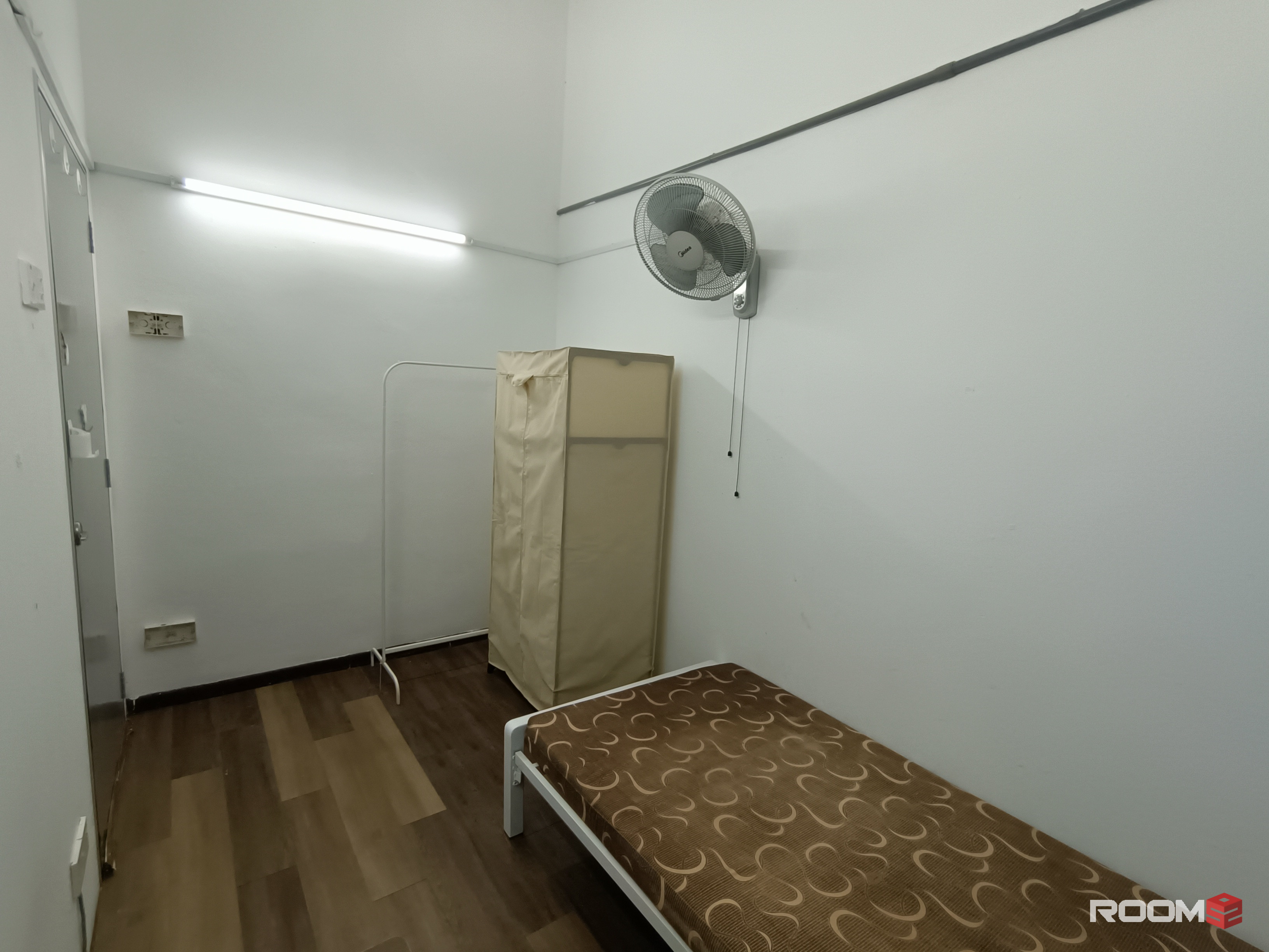 🚶‍♀️Walking distance to Mid Valley Megamall and KTM Seputeh with zero ...